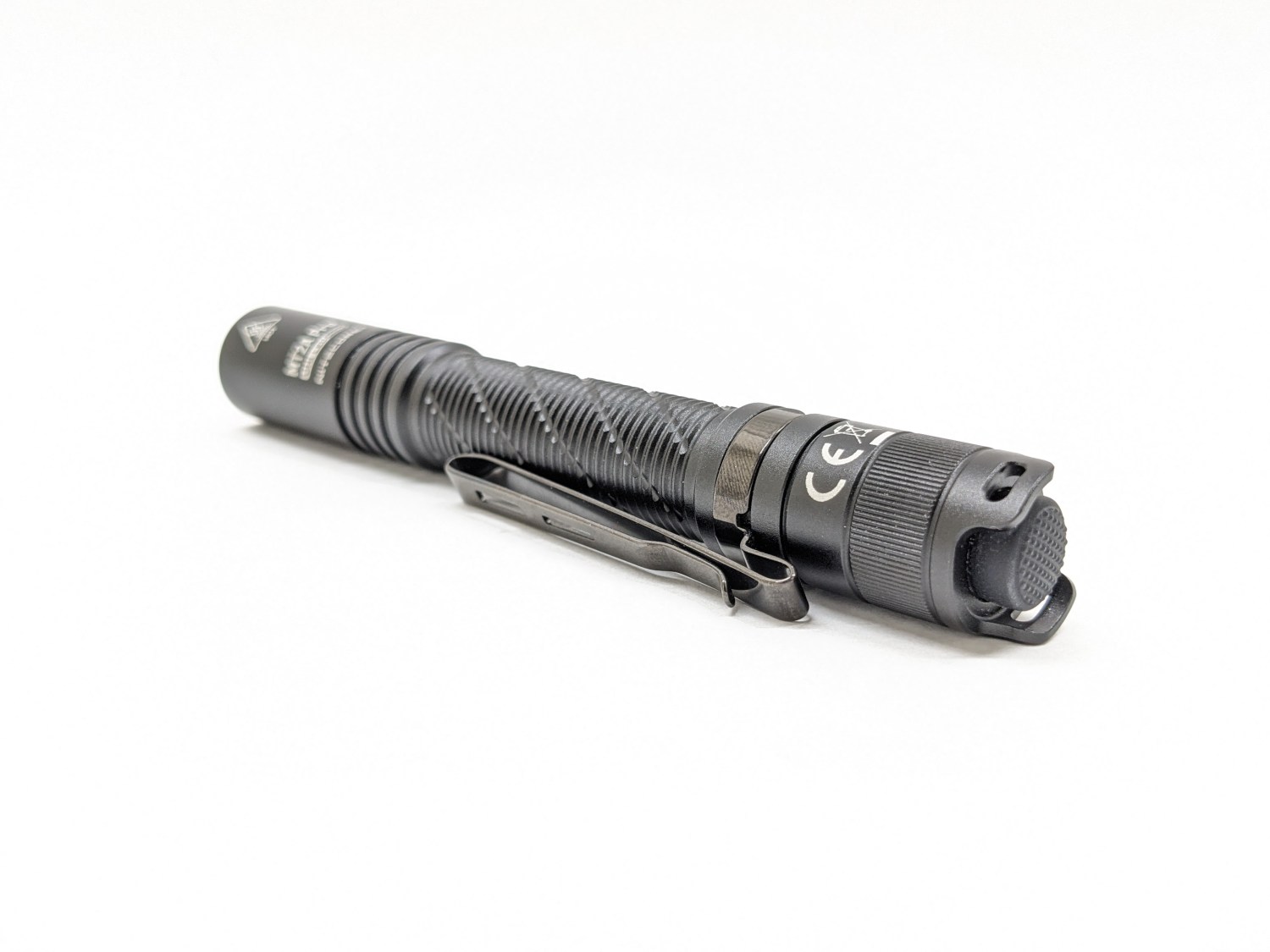 Nitecore MT2A Pro Review – Powerful Dual-Fuel Penlight – Grizzly's Reviews