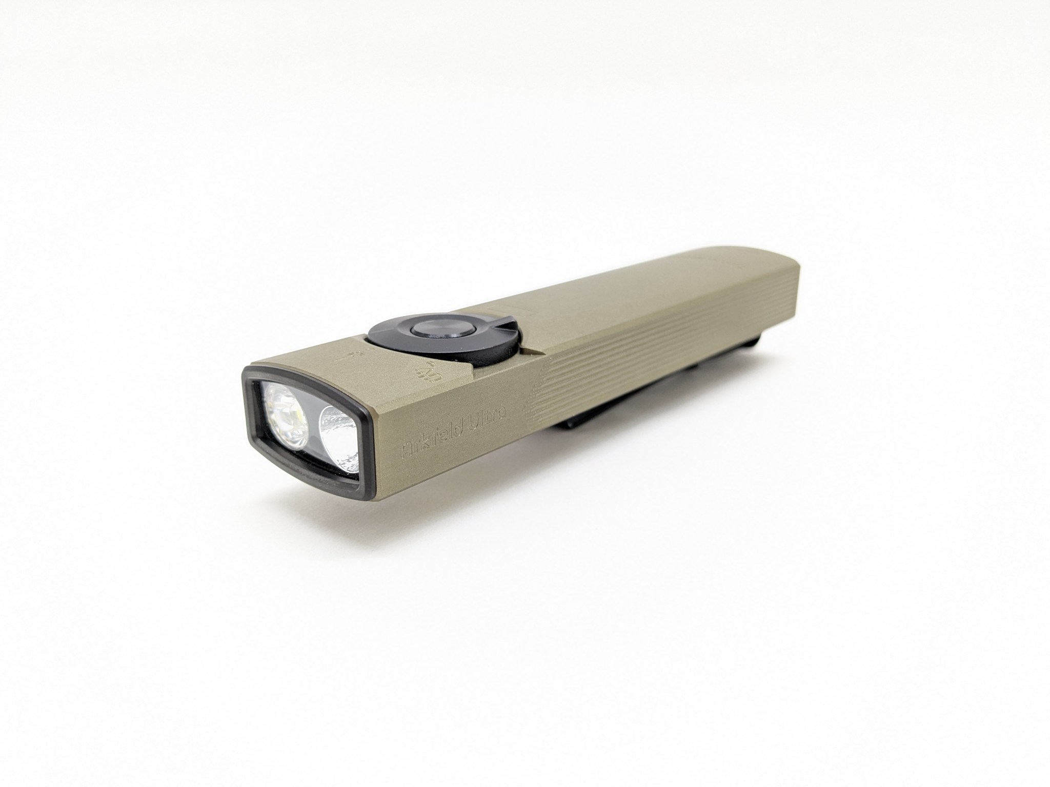 Olight Arkfeld Ultra Review – Deja Vu – Grizzly's Reviews