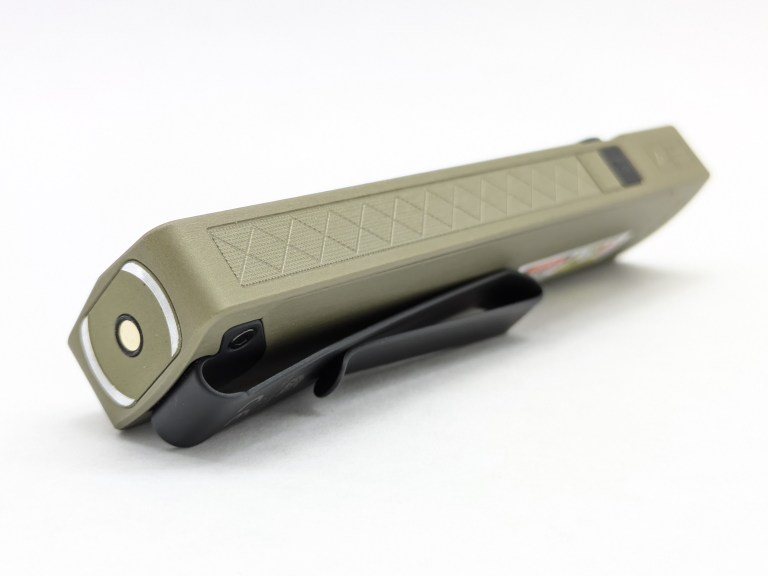 Olight ArkPro Ultra Review – New Top Of The Line – Grizzly's Reviews